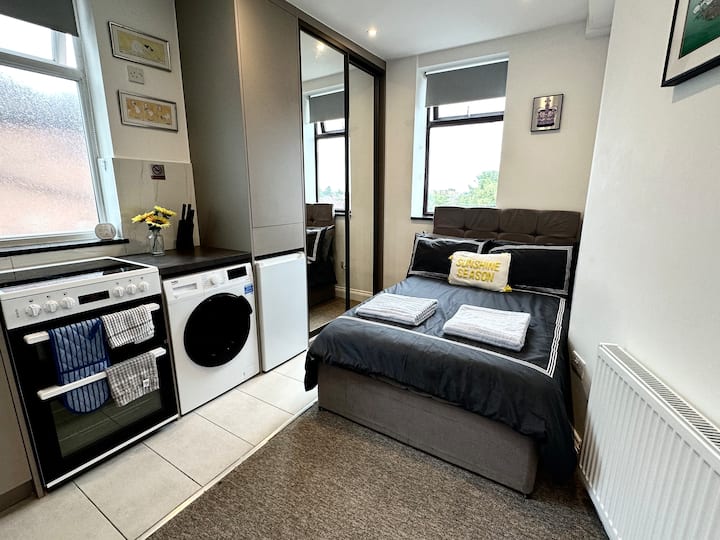 Unique Modern, Private Flat, 15 Mins To London - Hendon - London