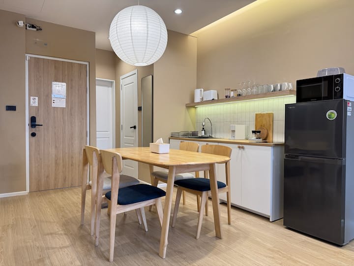 Fl3 Entire Apartment/2br/balcony/5min To Khaosan - バンコク