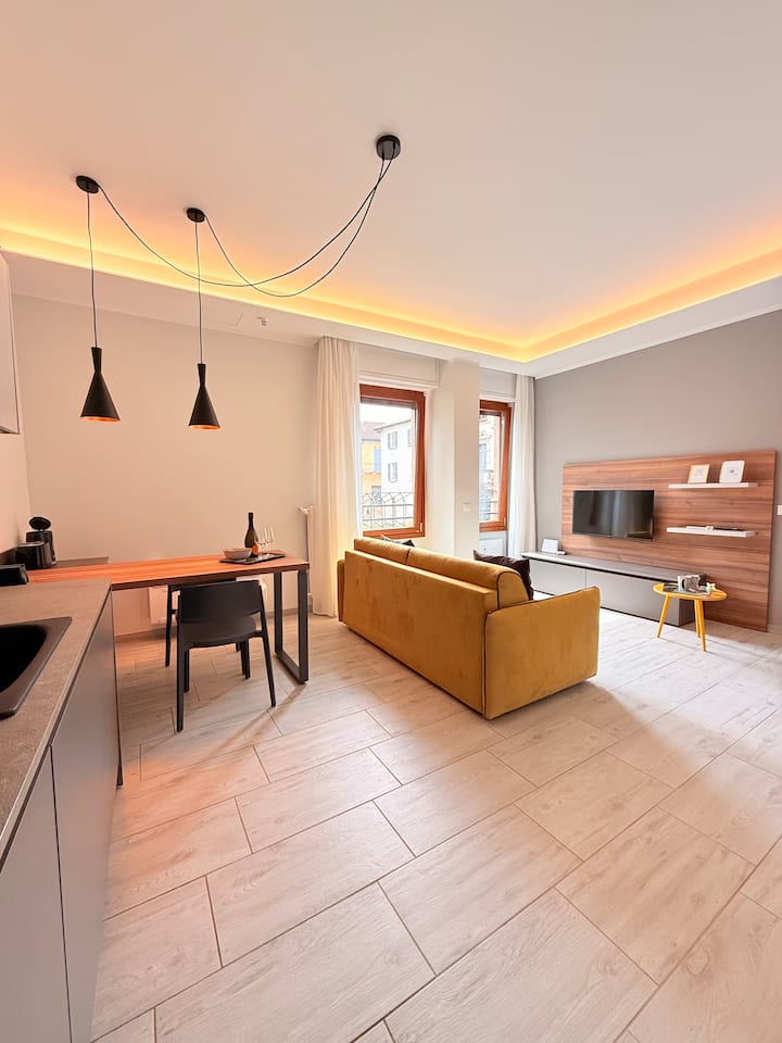 Prestige Lakelo Airbnb - Como, Italia