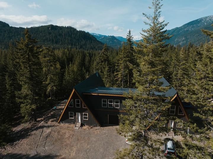 Lake Kachess A-frame | Ski, Sled & Snuggle Up - 華盛頓