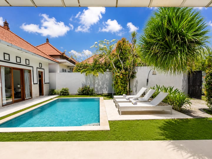 Best Location 3bdr Seminyak - 3 Min From Beach Clubs! - Bali