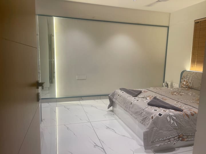 Nilastay Central Palayam - Thiruvananthapuram