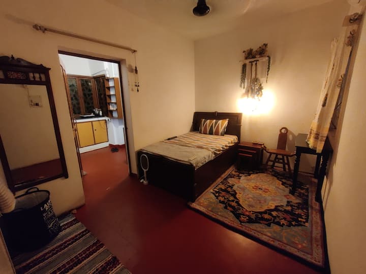 Cozy Cute Love Nest In South Delhi - New Delhi
