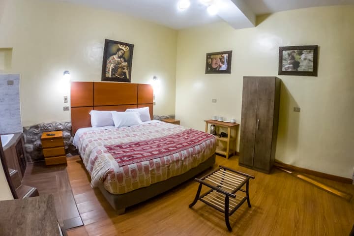 Estancia Colonial+jacuzzi, A 1 Cuadra Plaza Armas - Cusco