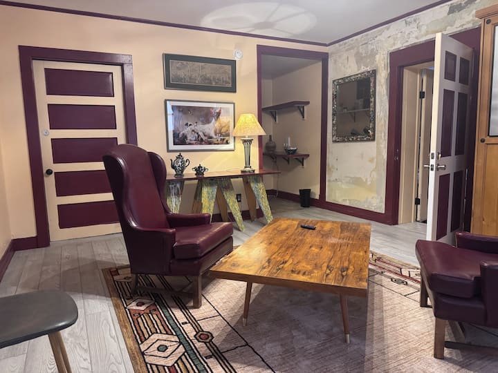 Suite Judy Blue Eyes - Bisbee, AZ