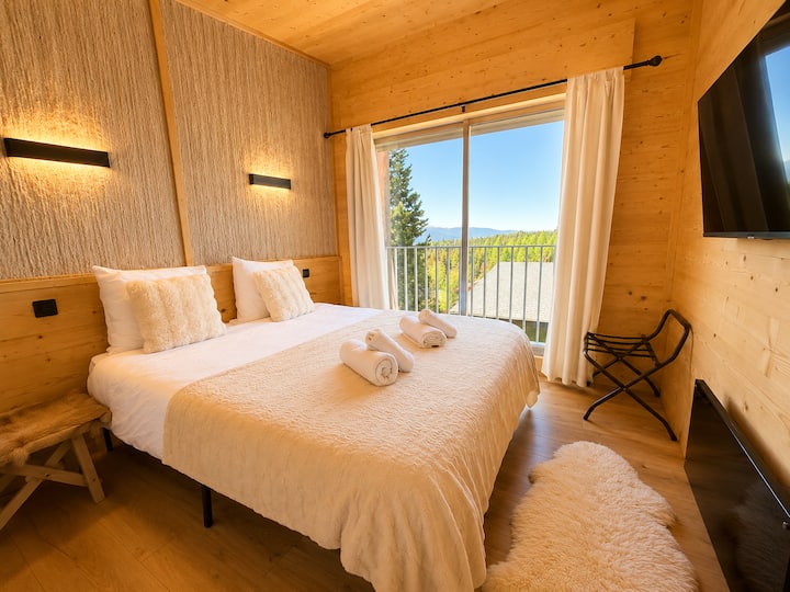 Chalet Isard 4*- Vue, Cheminée, Terrasse, 300m Ski - Bolquère