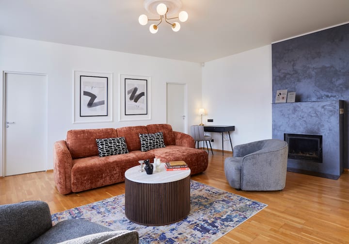 Old Town + Quiet 2br + Iconic Views - Tallinn
