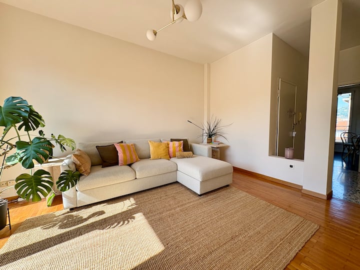 Sunny Apartment In Center Near Lake With Balconies - Como