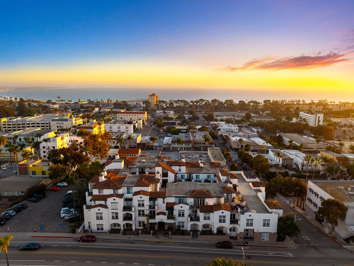 Sunset Views Set In The Heart Of Ventura! - Ventura, CA