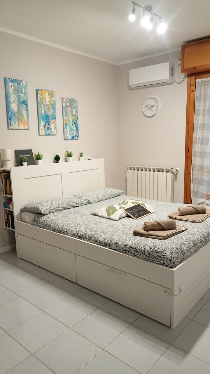 Casa Amuni'  Monolocale Moderno Pisa Free Parking - Pisa