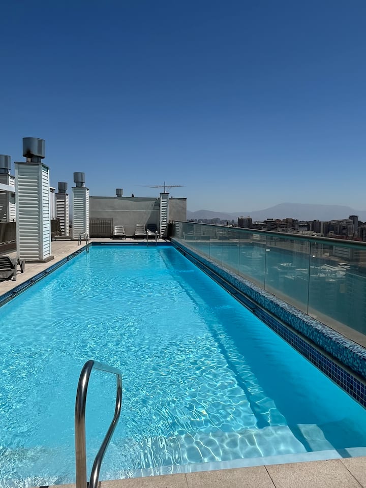 Vista Cordillera 25
Departamento A Pasos Del Metro - Santiago