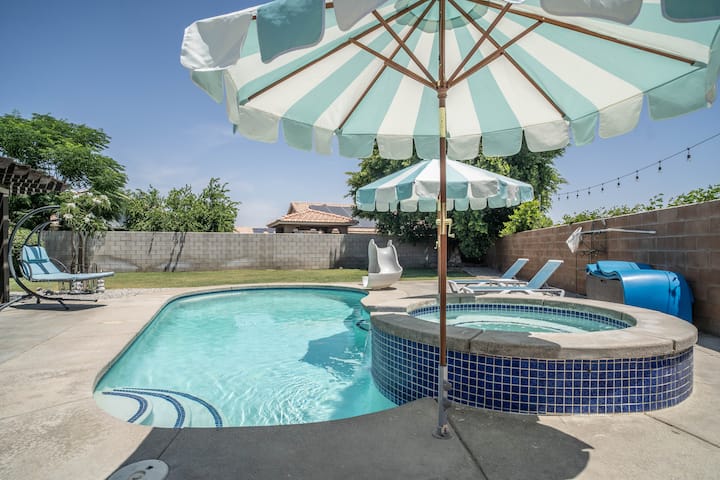 Indio Paradise: 4 Bedrooms W/resort-like Pool - Indio, CA