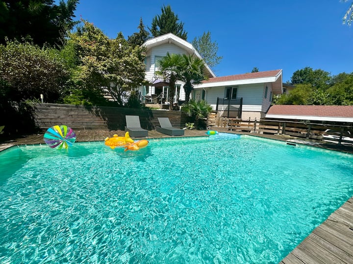 Superbe Villa Avec Grande Piscine - 16 Couchages - Genève