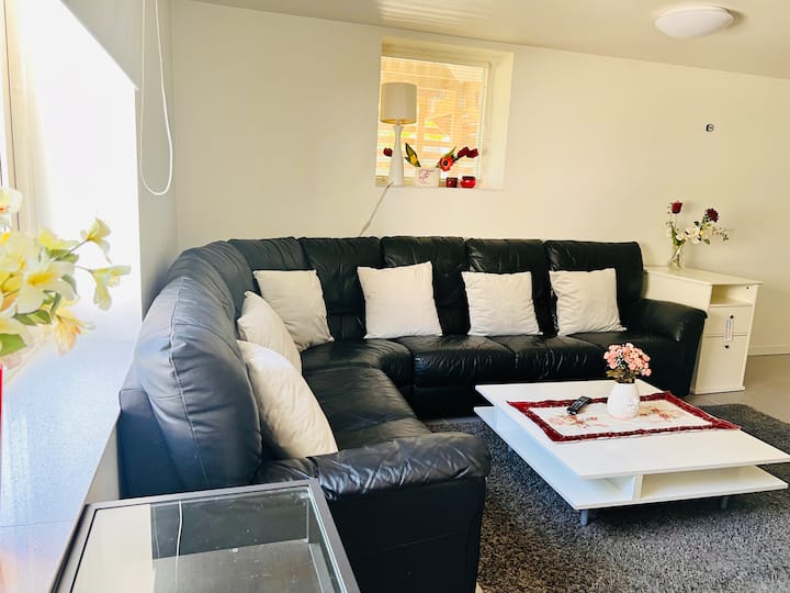 Lovely 3-bed Flat In Stockholm - Solna