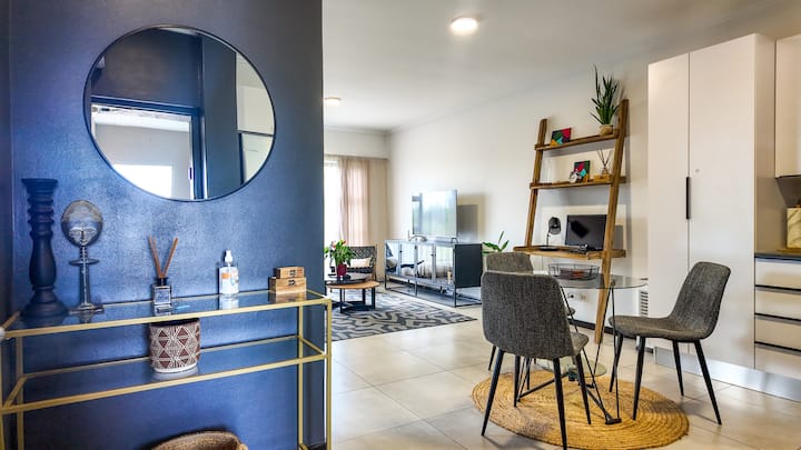 A Luxurious Bryanston Sanctuary | Elegant & Serene - Sandton