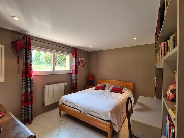 Bienvenue Chez Alain Et Marie
Confort Et Calme - Gonesse