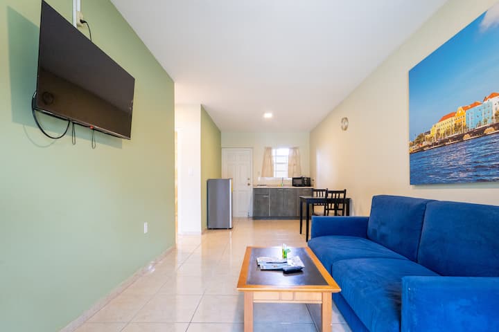 2 Bedroom Apartment, Poolview - Curaçao