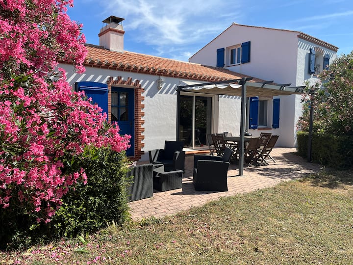 Détente Pêche  Vue Sur Le Gois Et Ile Noirmoutier - Vendée