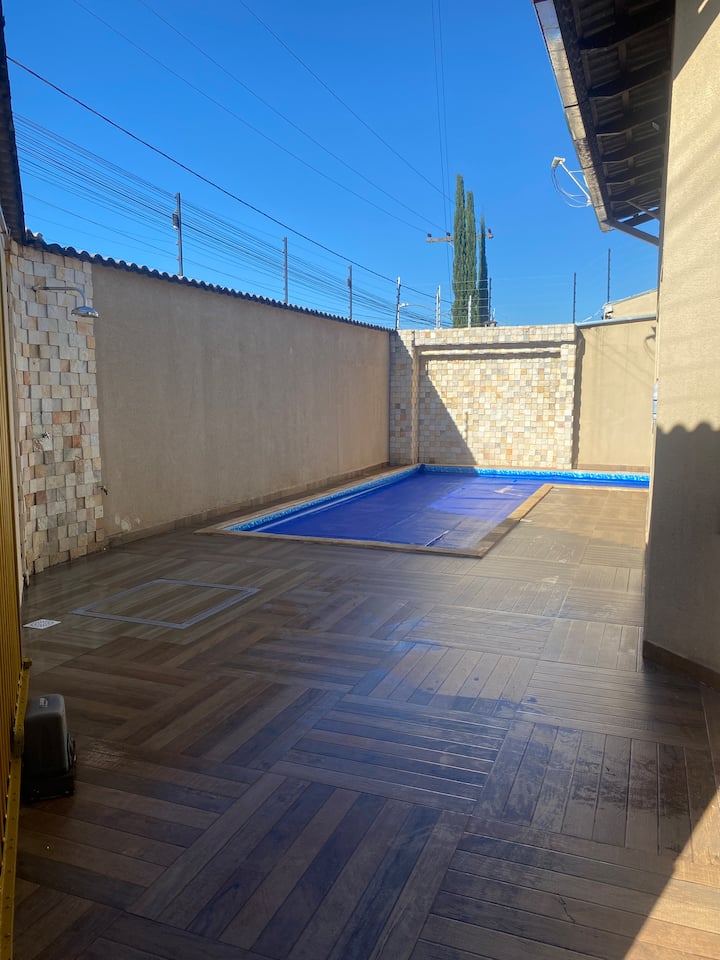 Casa Com óTima Localização - Anápolis