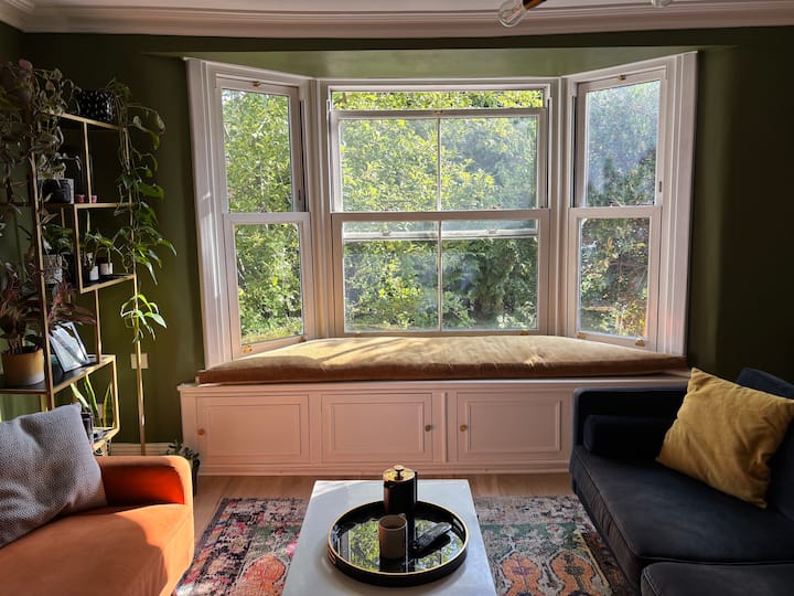 2-bed Apartment In Leytonstone, East London - Barking