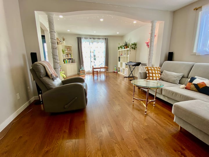 Immense Appartement 5 1\2 - Ottawa