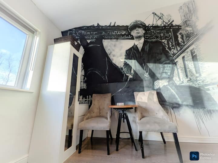 Peaky Blinders' Studio Near Birmingham City Centre - Birmingham