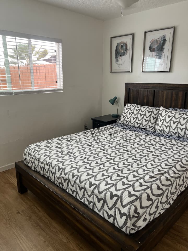 Hear The Waves Oceanfront  Private Patio  (Jetty) - San Diego, CA