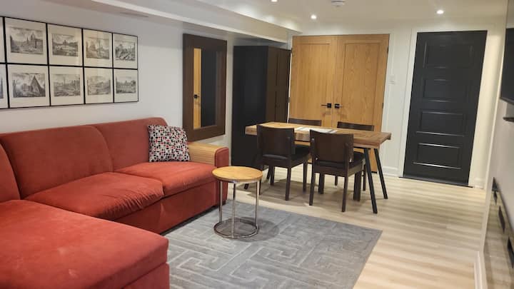 Serene Suite - Toronto