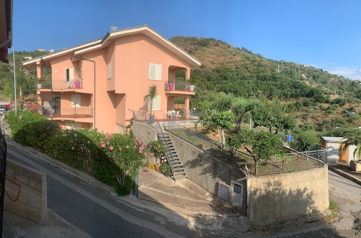 Villetta Fichera Monolocale - Gioiosa Marea