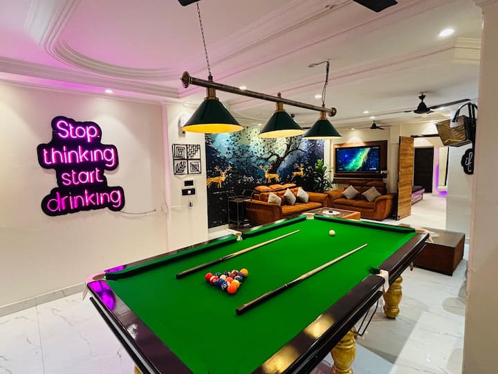 4 Bhk Duplex Apartment & Terrace Near Punjabi Bagh - New Delhi