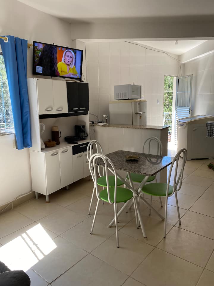 Apartamento Mobiliado 2 Quartos - Juiz de Fora