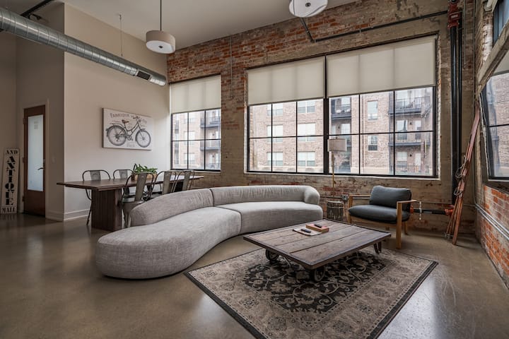 The Soho Industrial Loft - Columbus, OH