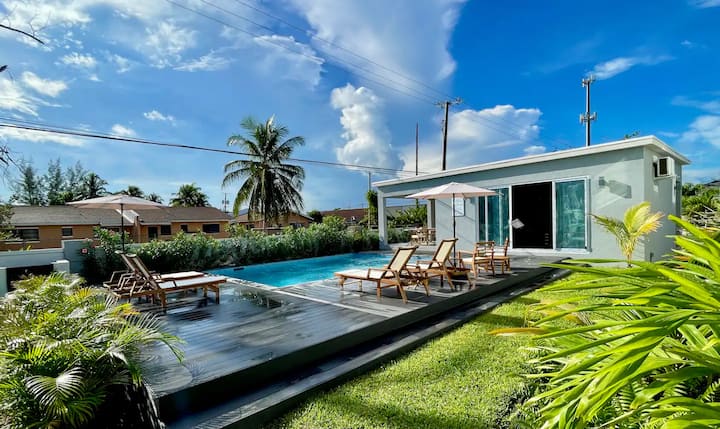 Casanova Modern 1br Condo W/ Pool • Beach | Nassau - The Bahamas