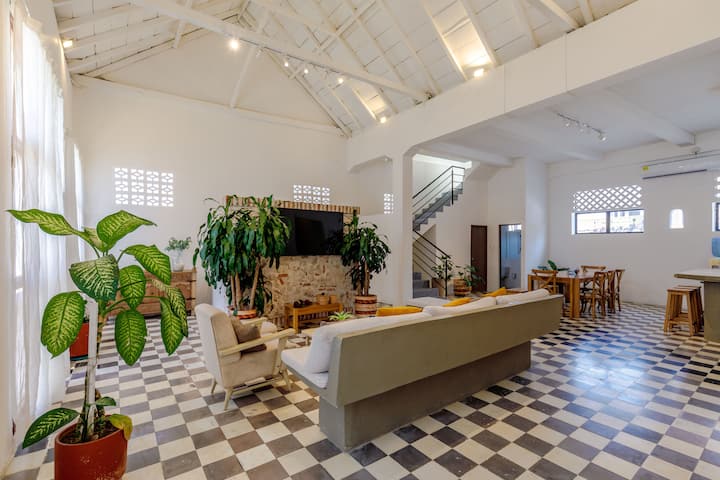 Casa Bruna, 5br With Rooftop Jacuzzi - Cartagena, Kolumbien