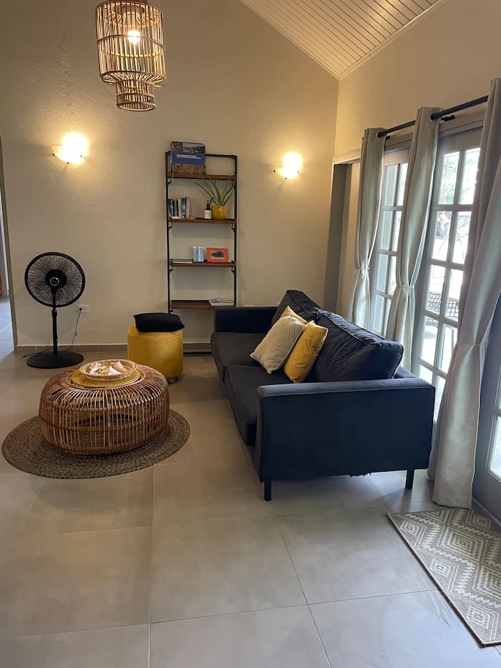 Spacious 2br 2ba Oasis With Pool 8 Min Eagle B - Aruba