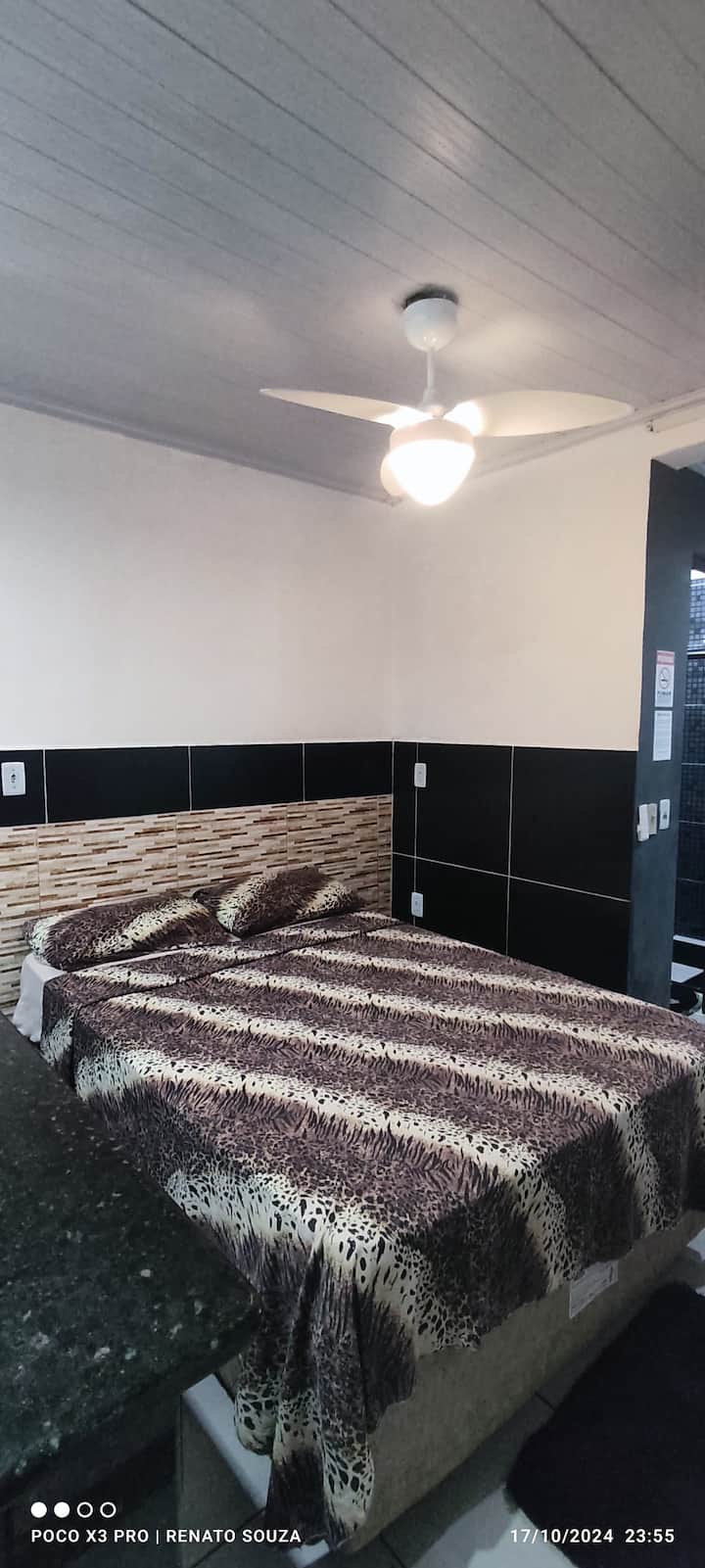 Kitnet Em Cabo Frio Para Conhecer Praias. - Cabo Frio