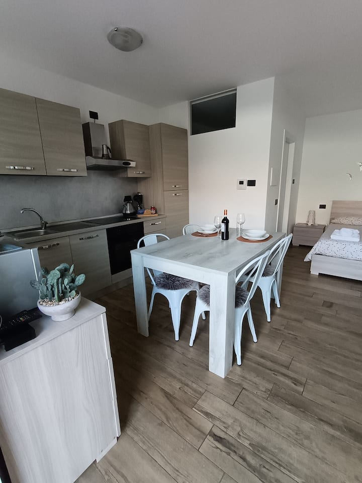 Marco Apartment - Pool - Comomeer