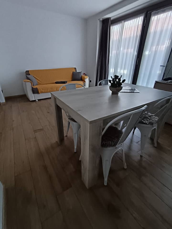 Marco Apartment - Pool - Lago de Como