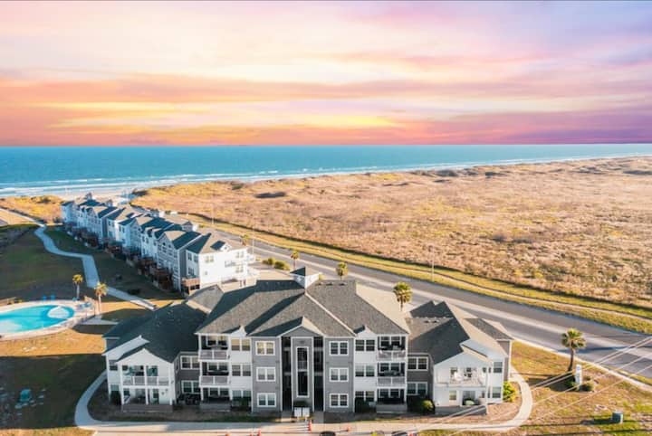 Top Rated | Walk To Beach & New Brewsters! - 코퍼스크리스티