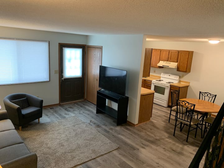 Extended Stay 2 Bed 2 Bath - Brooklyn Park, MN