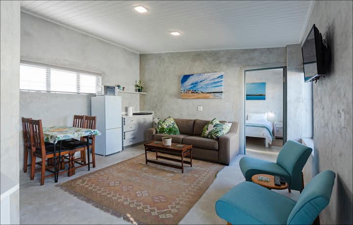 Joan’s - Still Bay