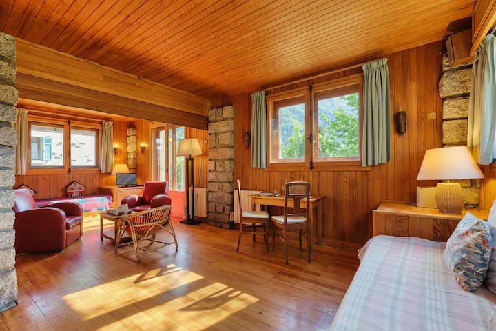 Petit Chalet Des Moussoux Mont Blanc View & Garden - Les Houches