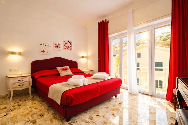 Apartment With Balcony And Two Bedrooms - Atrani