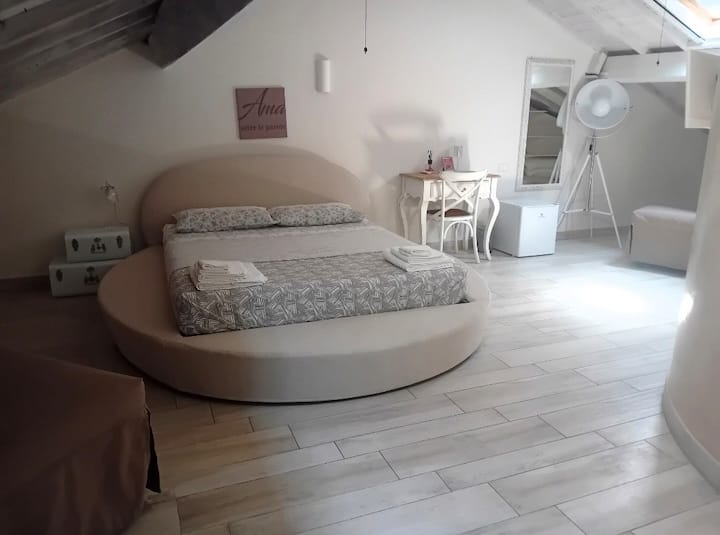 Camera Matrimoniale Deluxe Da 1 A 4 Posti Letto - Albenga