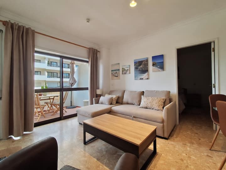 2-bedroom Apartment + Balcony With A View | Beach - Portimão