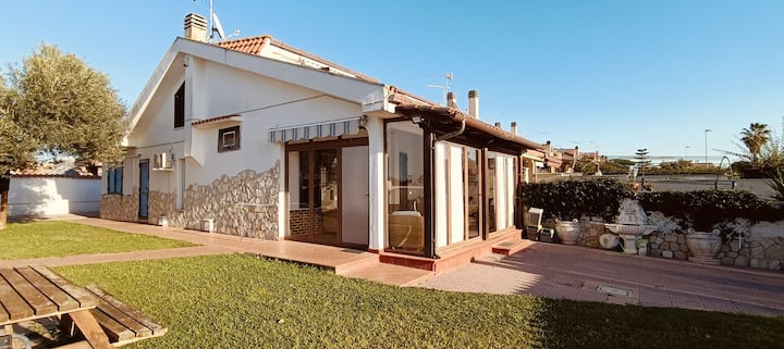 Villa Meri - Ardea