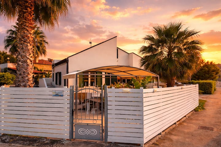 Villa Stromboli - Campofelice di Roccella