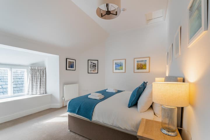 3 Bed In Market Place, Ambleside (Oc-lr106) - Grasmere
