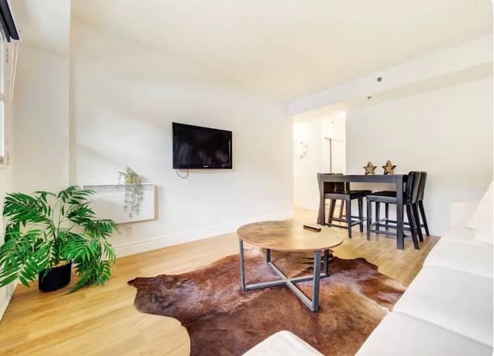 1 Bdrm Apart Downtown - 蒙特婁