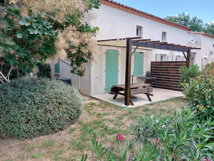 Maison Dans Village De Vacances - Calvisson